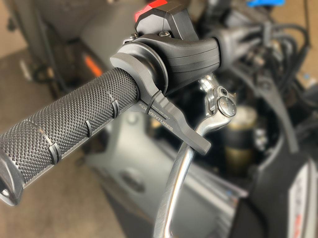 addventures.zone - machanischer Tempomat für Motorrad Gasdrehgriff 30-35mm